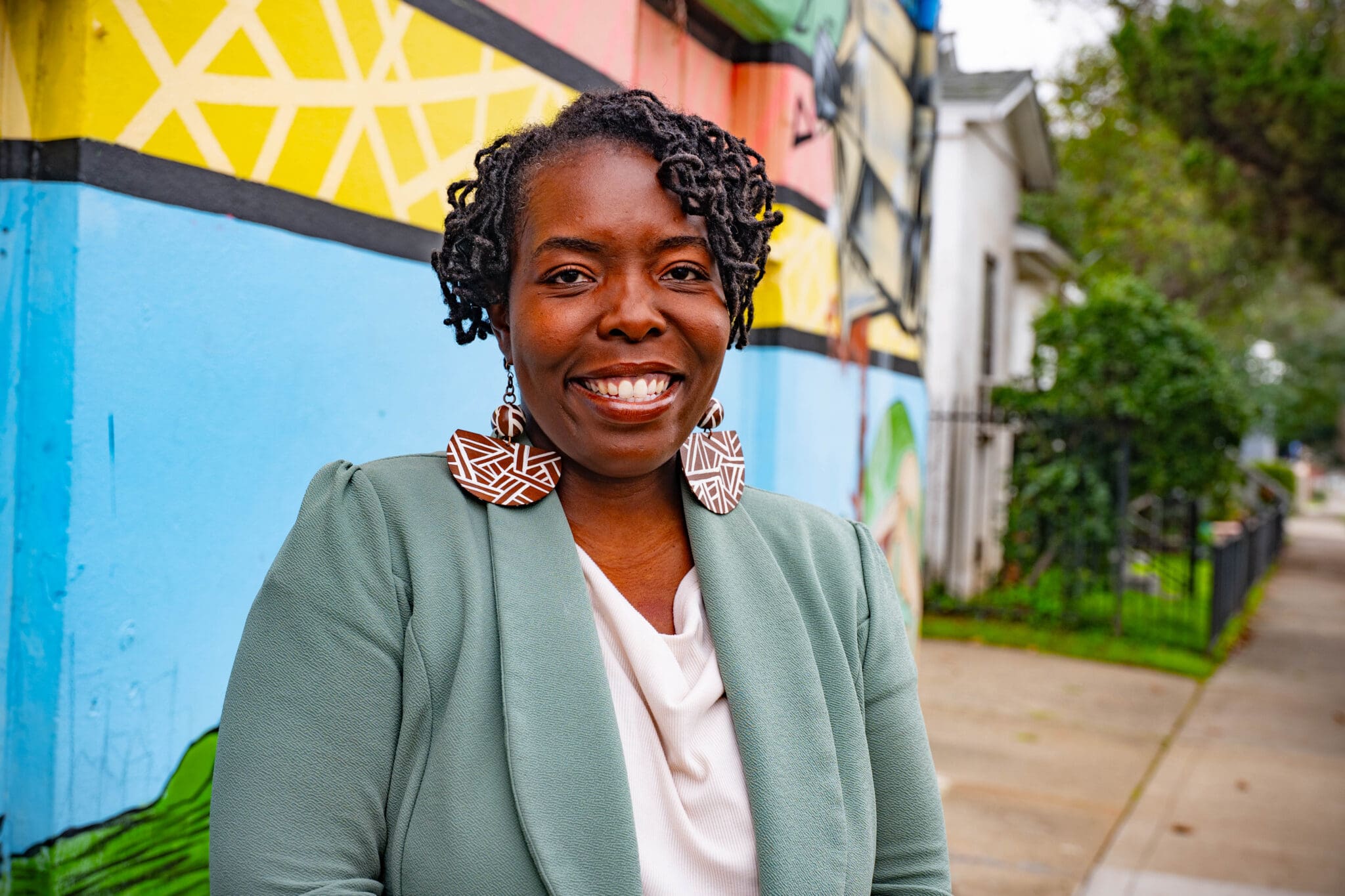 Former mayoral candidate Flo Cofer running for county supervisor ...